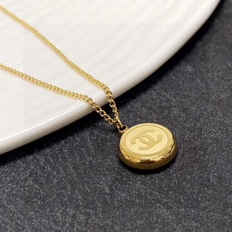 Inexpensive Chanel Necklaces