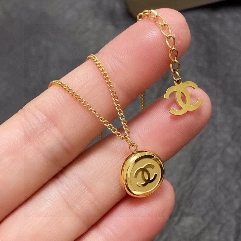 Inexpensive Chanel Necklaces