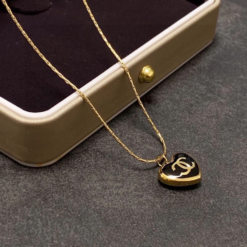 Low-cost Chanel Necklaces
