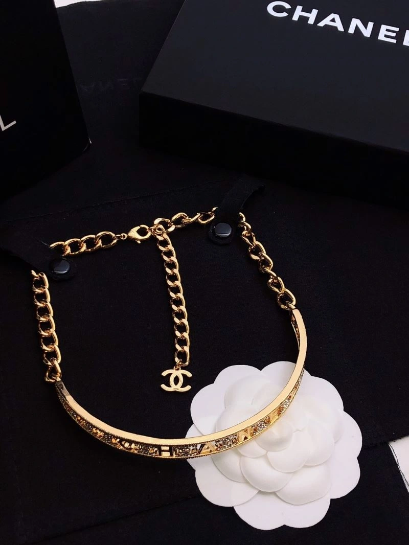 Accurate model Chanel Necklaces