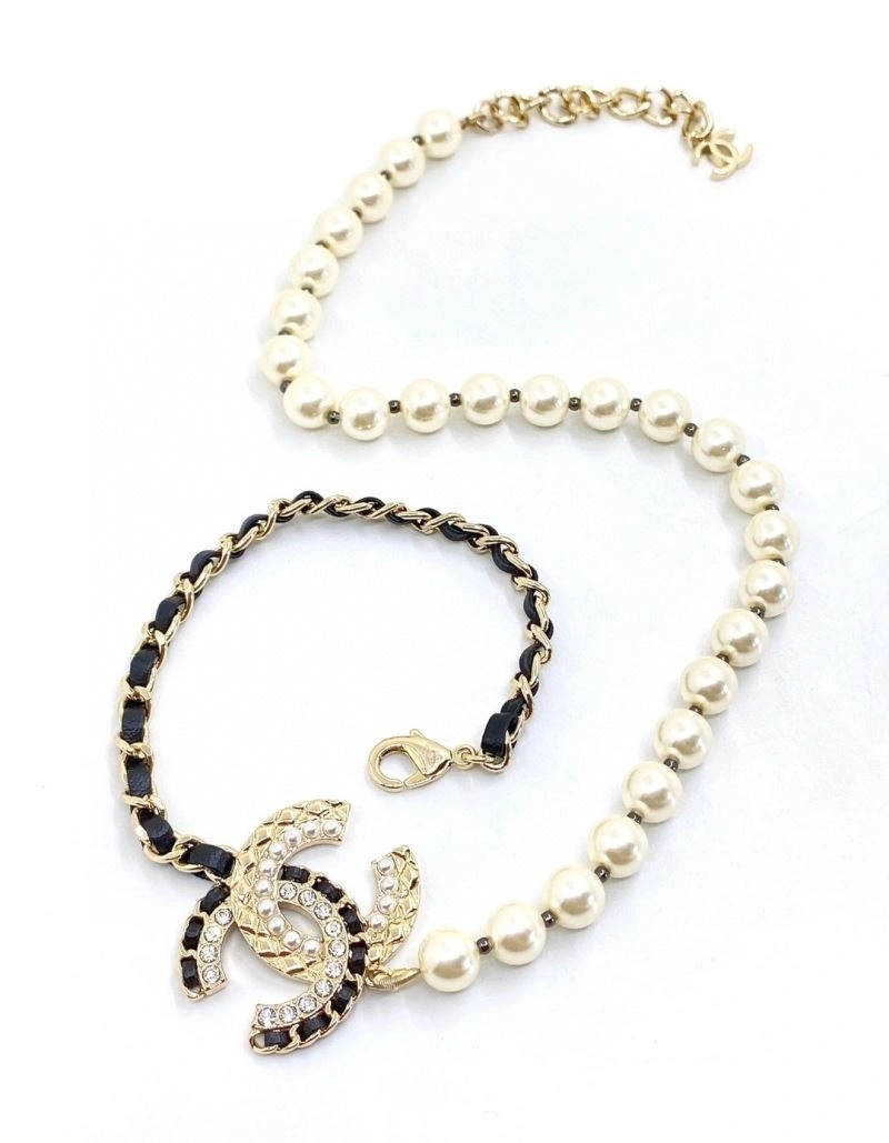 Cut-rate Chanel Necklaces