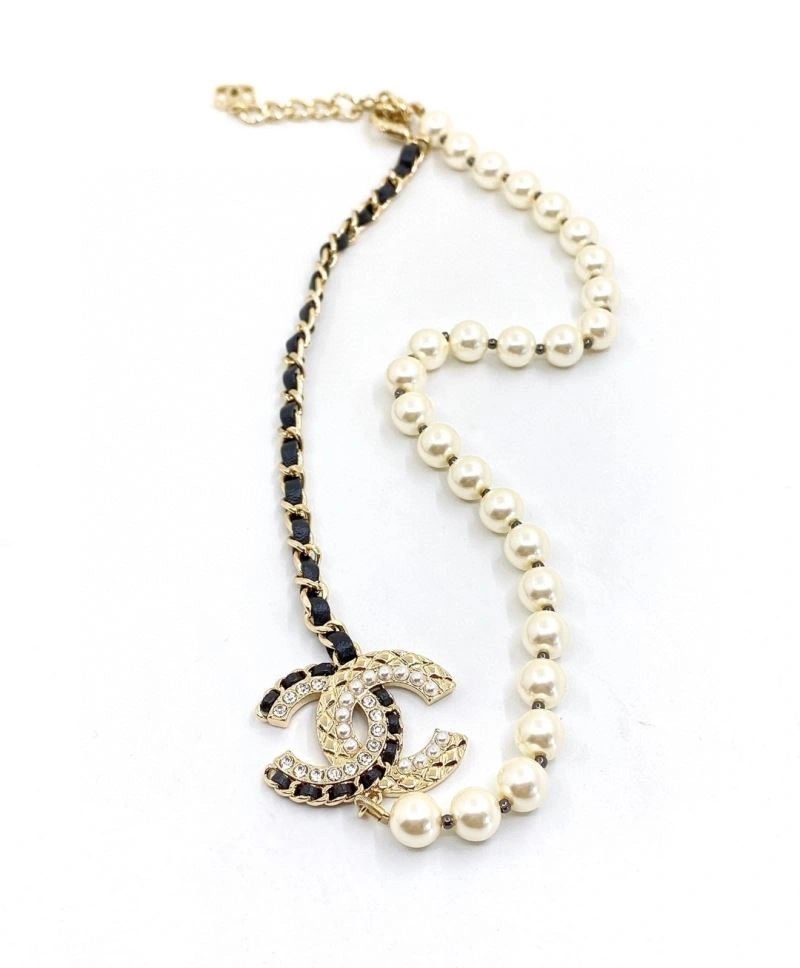 Cut-rate Chanel Necklaces