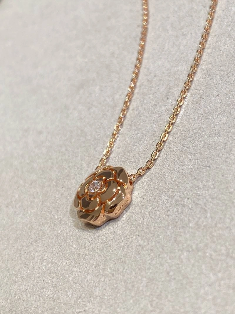 Discounted Chanel Necklaces