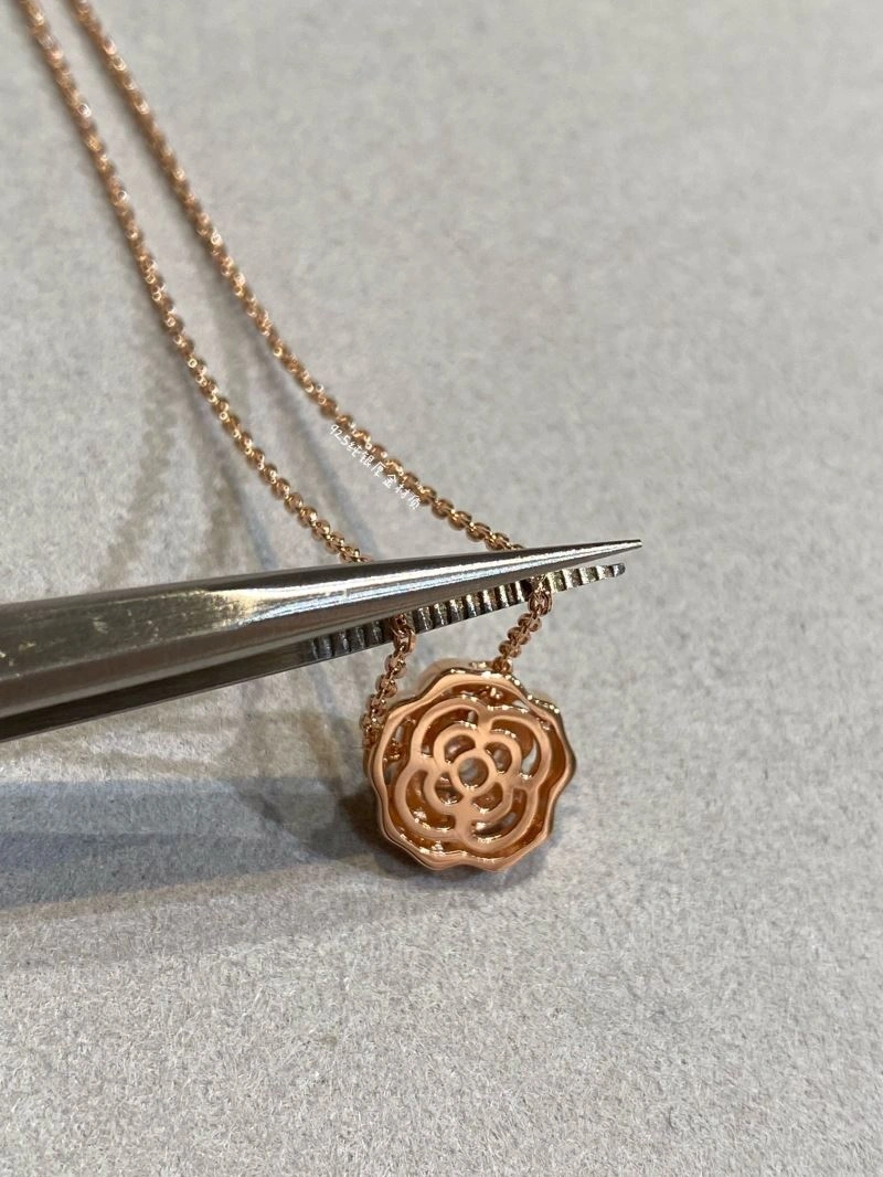 Discounted Chanel Necklaces