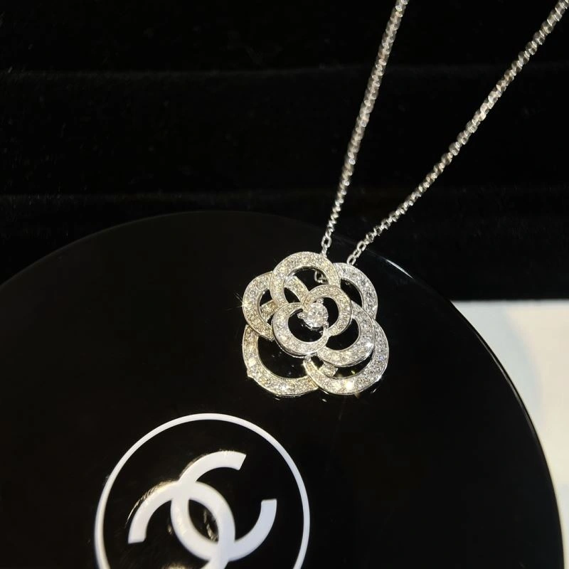 Inexpensive Chanel Necklaces