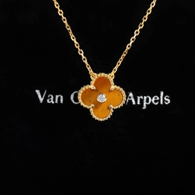 Inexpensive Chanel Necklaces