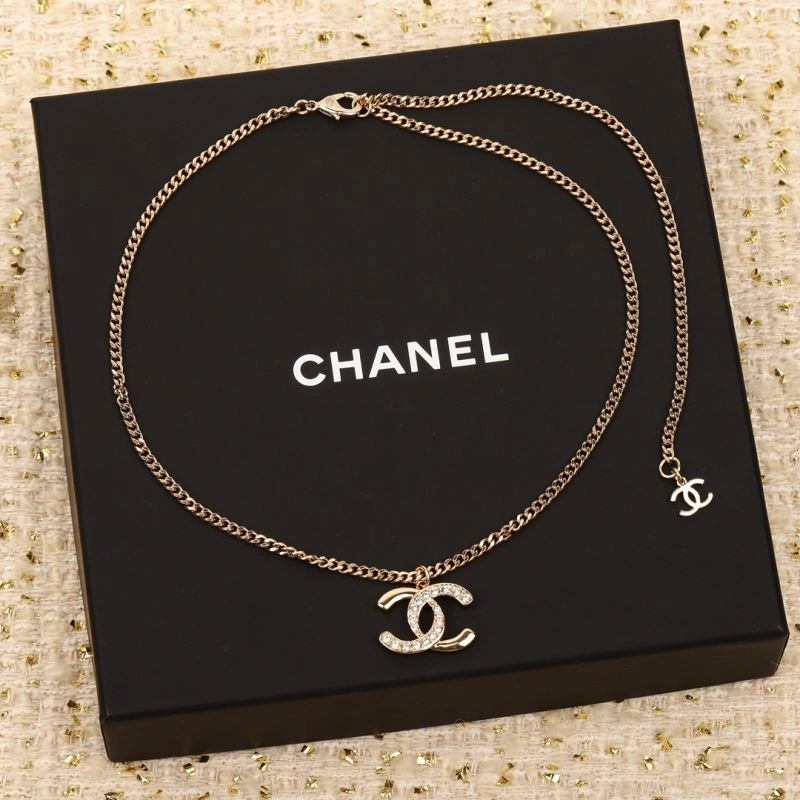 Bargain Chanel Necklaces