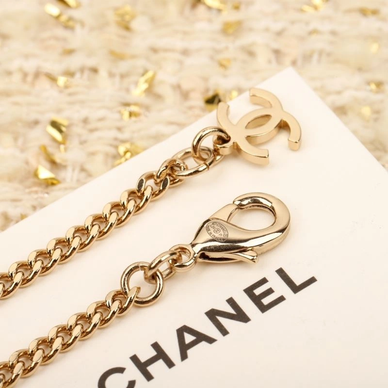 Bargain Chanel Necklaces