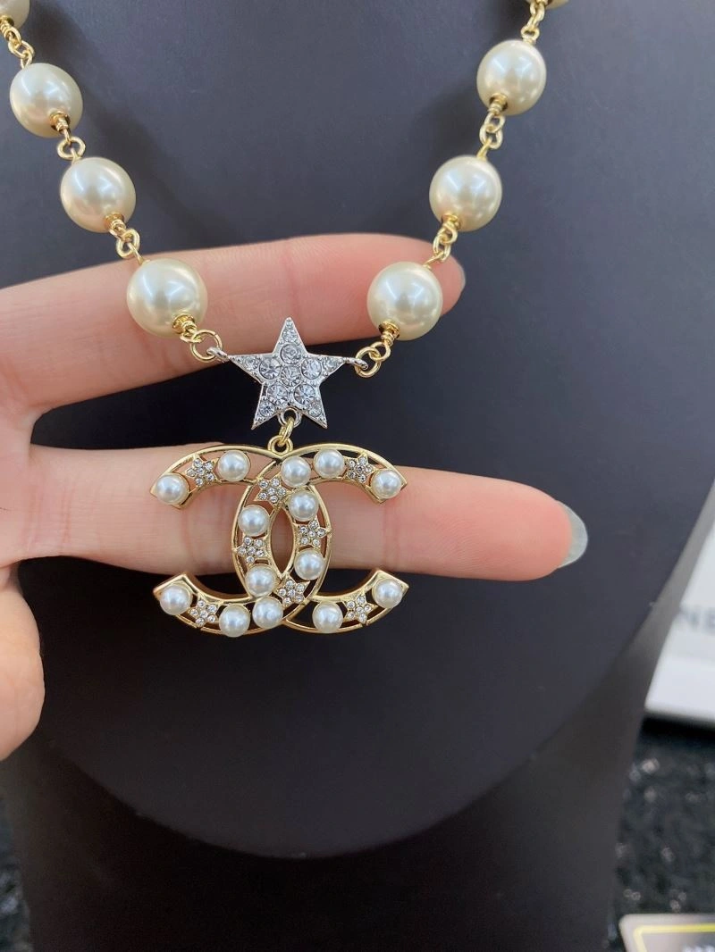 Accurate model Chanel Necklaces