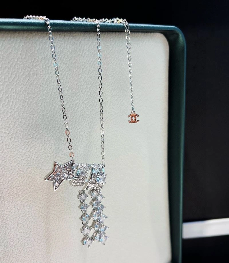 Cut-rate Chanel Necklaces
