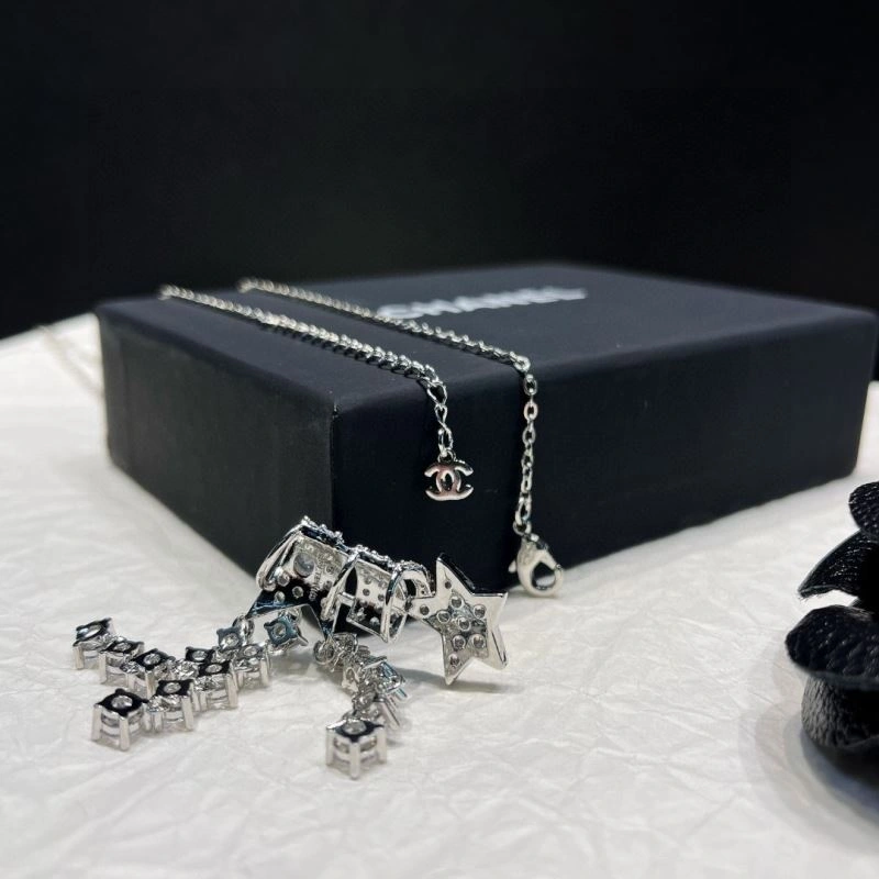 Cut-rate Chanel Necklaces
