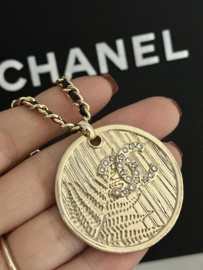 Cut-rate Chanel Necklaces