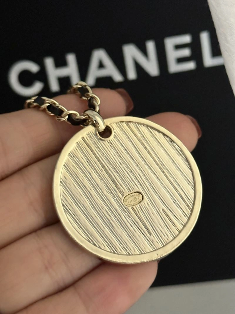 Cut-rate Chanel Necklaces