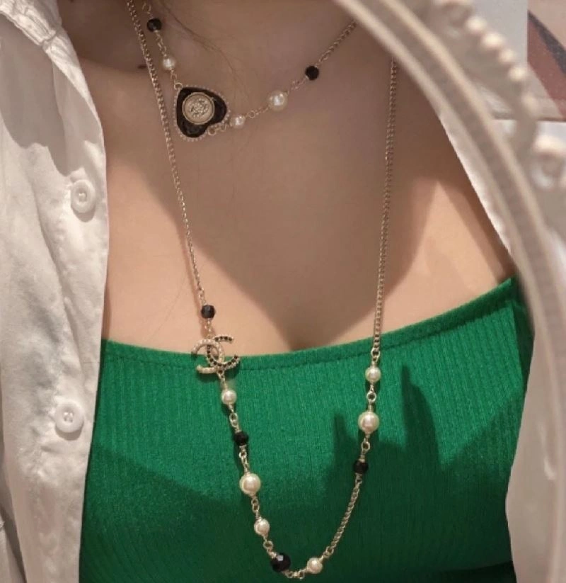 Value-priced Chanel Necklaces