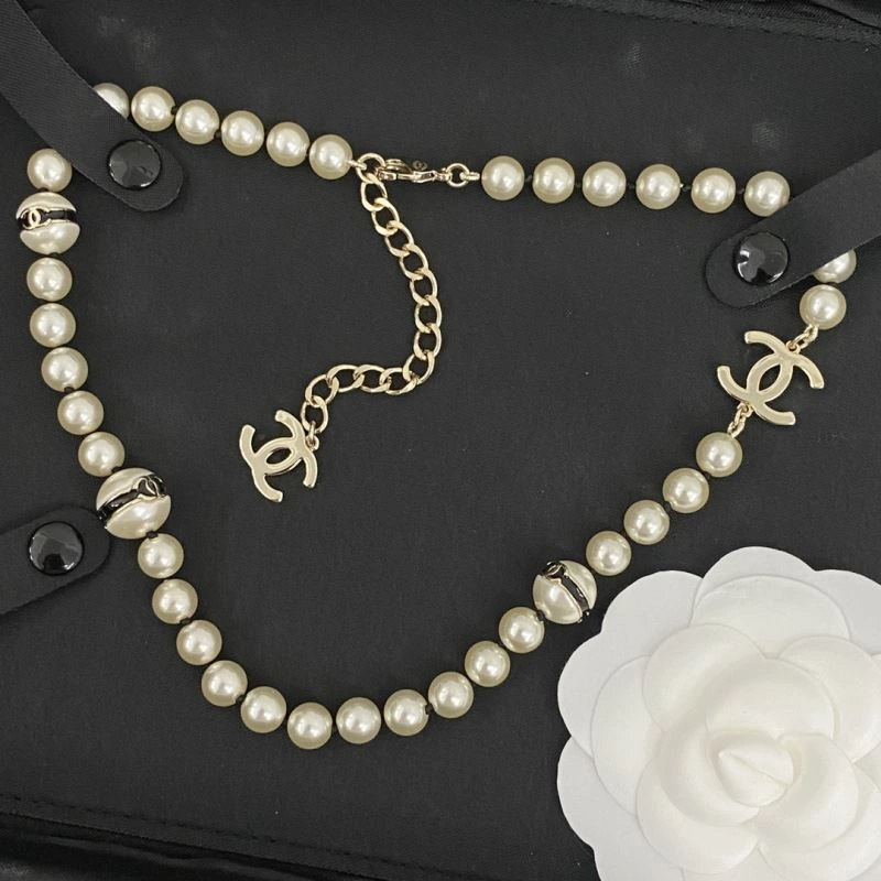 Cut-rate Chanel Necklaces