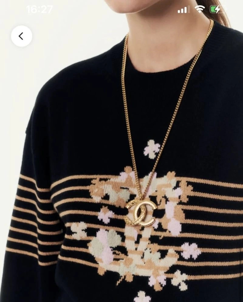Bargain Chanel Necklaces