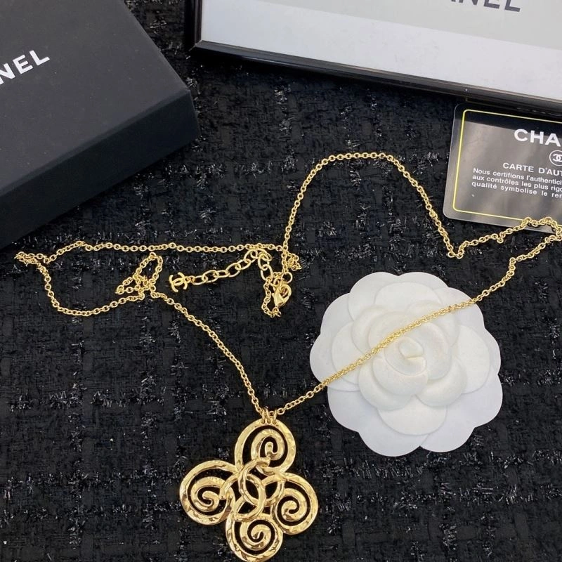 Value-priced Chanel Necklaces