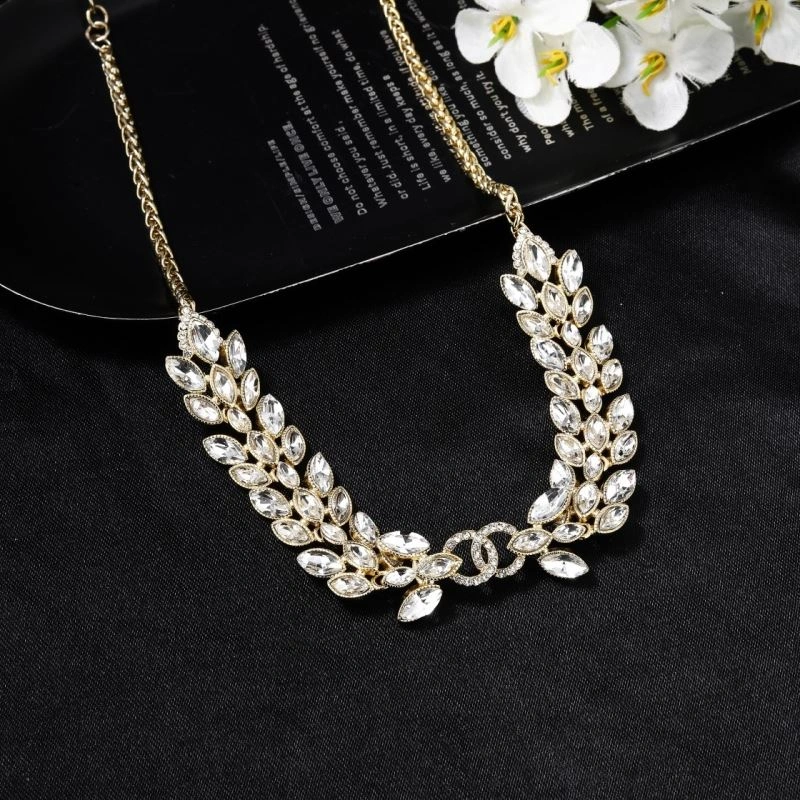 Top mirror Chanel Necklaces