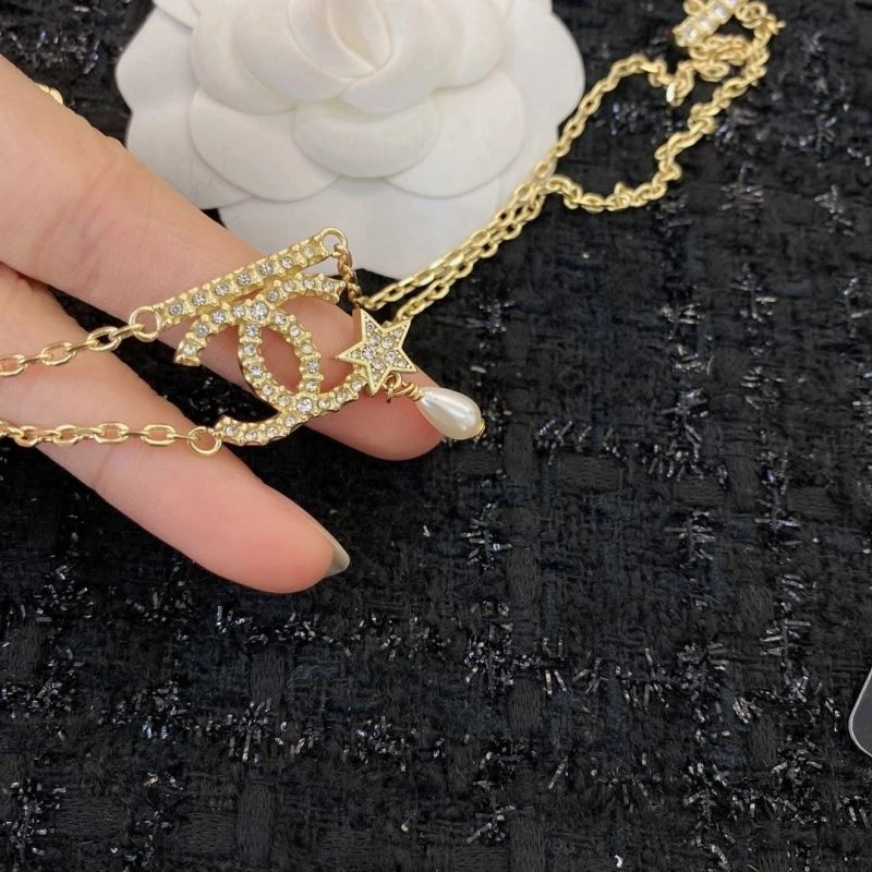 Low-cost Chanel Necklaces