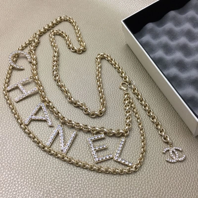 Top mirror Chanel Necklaces