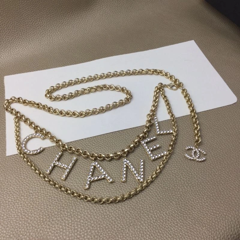 Top mirror Chanel Necklaces