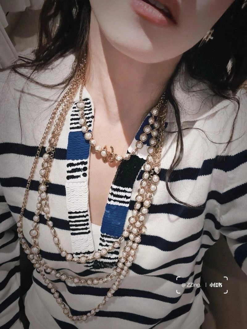 Brand-authenticated Chanel Necklaces
