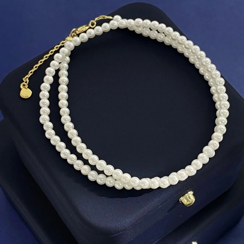 Cut-rate Chanel Necklaces