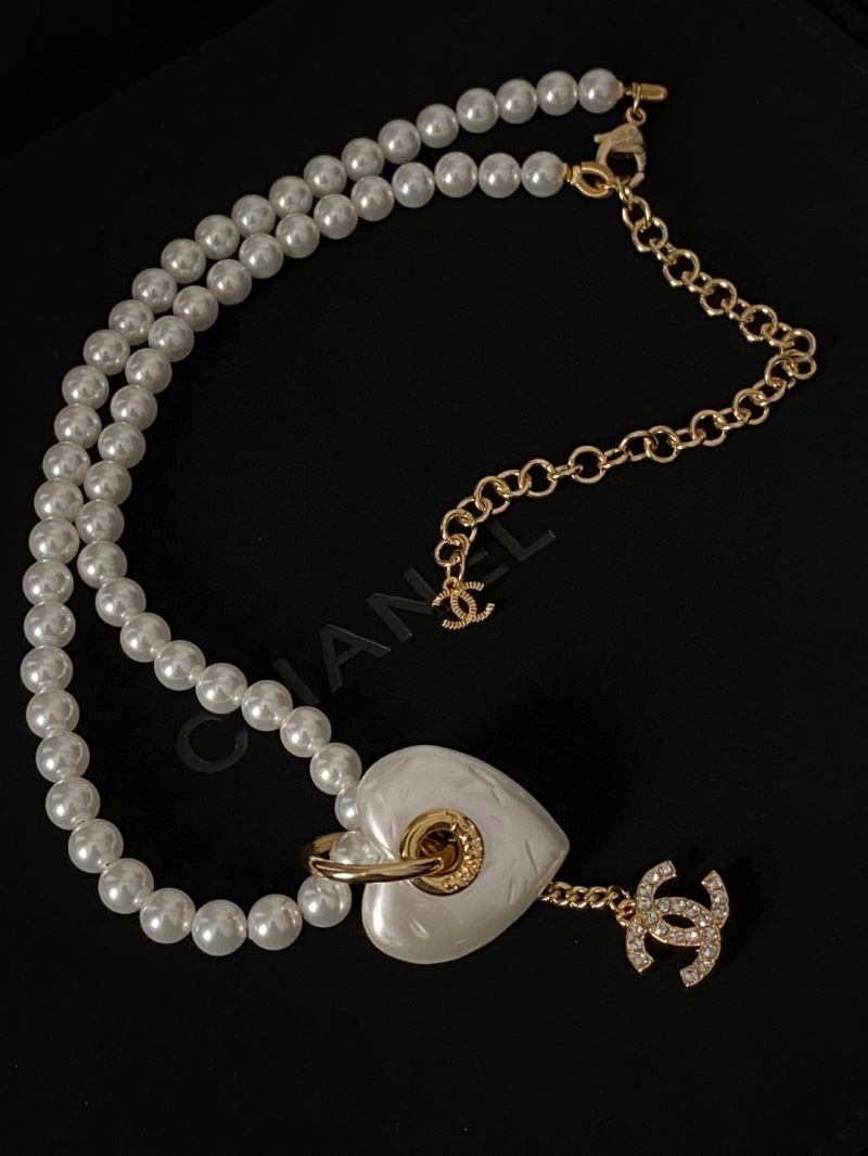 Cut-rate Chanel Necklaces