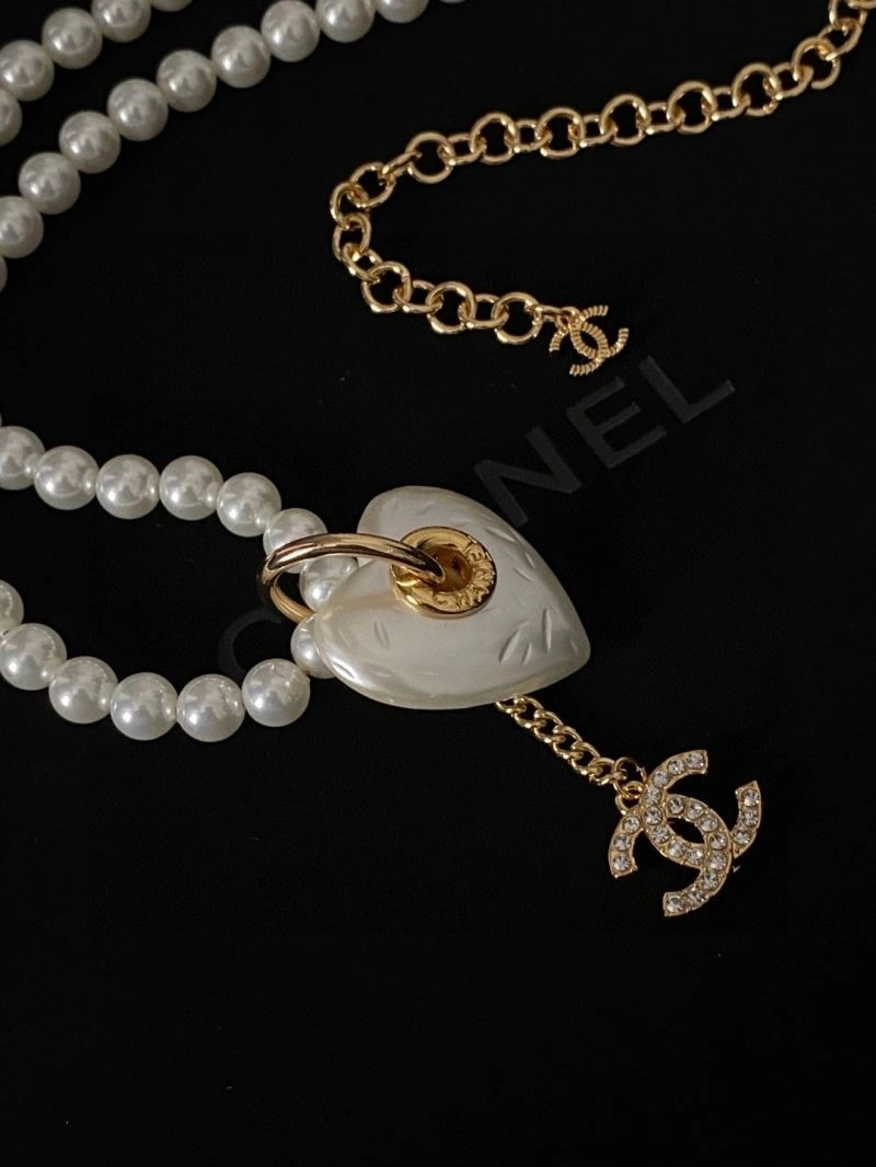 Cut-rate Chanel Necklaces