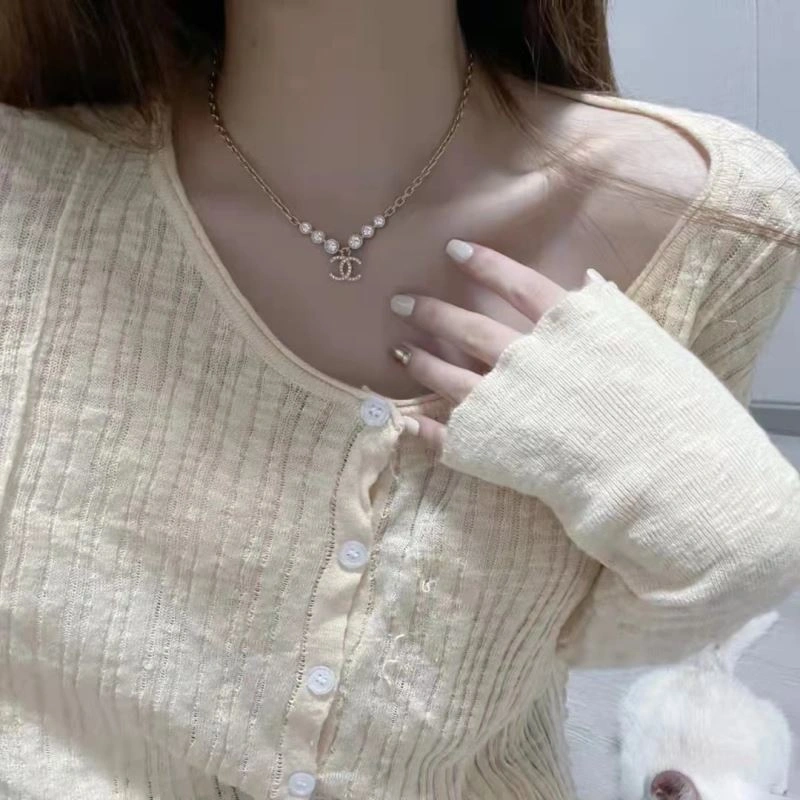 Top match Chanel Necklaces