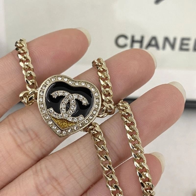 Cut-rate Chanel Necklaces