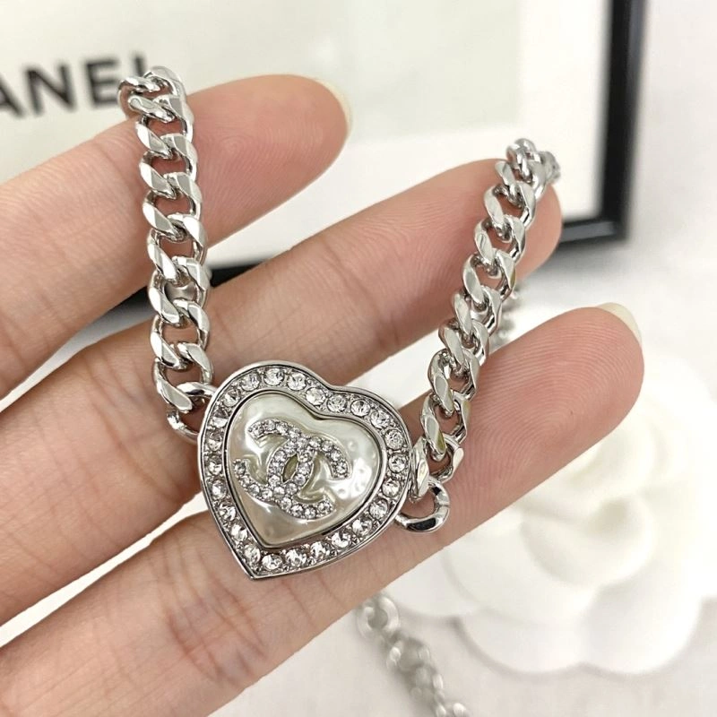 1:1 copy Chanel Necklaces