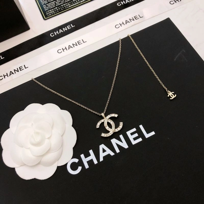 1:1 copy Chanel Necklaces