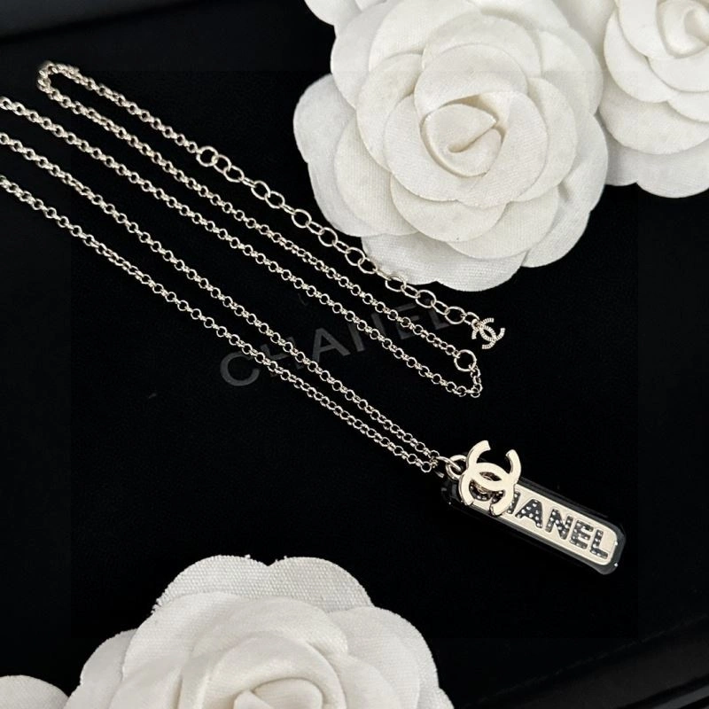 Low-cost Chanel Necklaces