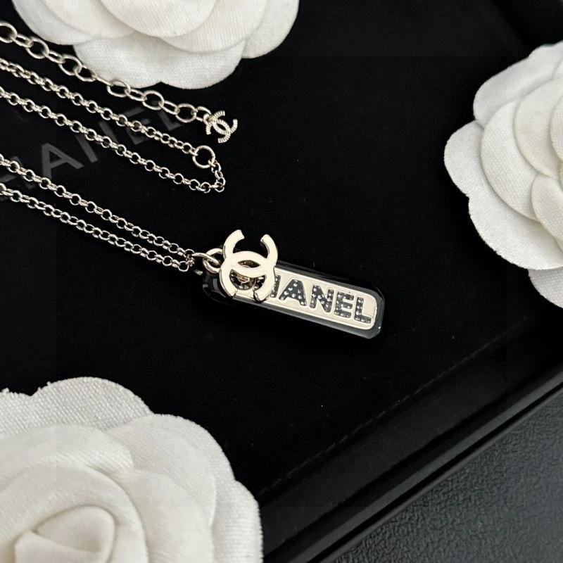 Low-cost Chanel Necklaces