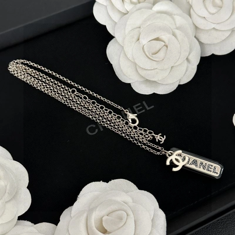 Low-cost Chanel Necklaces