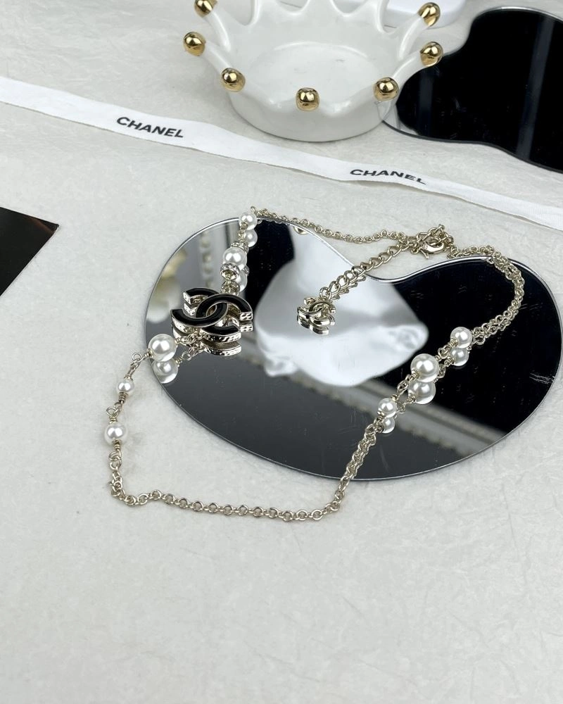 Low-cost Chanel Necklaces