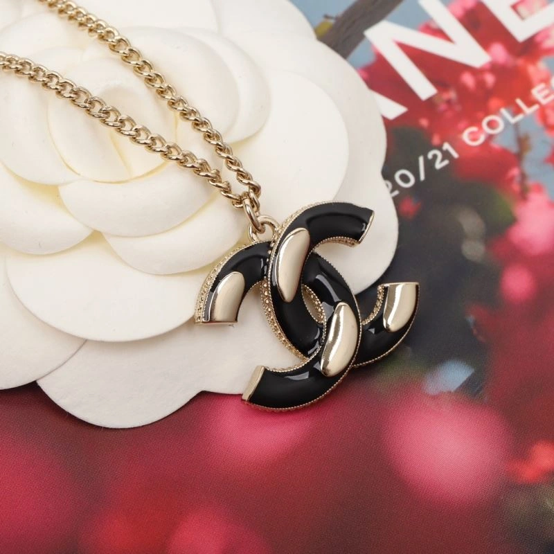 Low-cost Chanel Necklaces