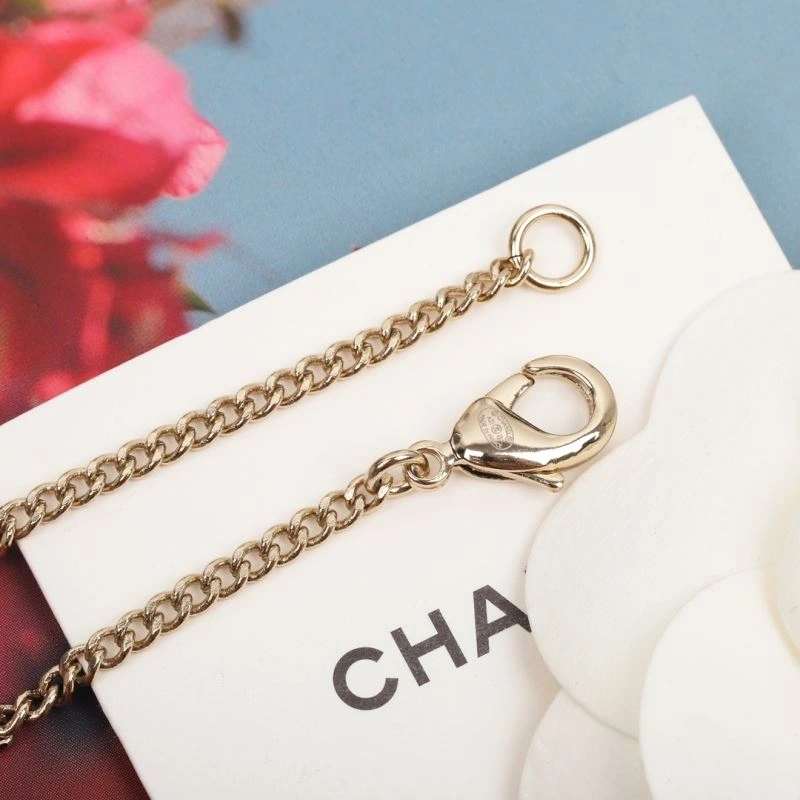 Low-cost Chanel Necklaces