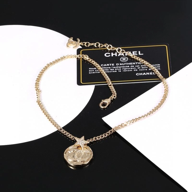 Accurate model Chanel Necklaces