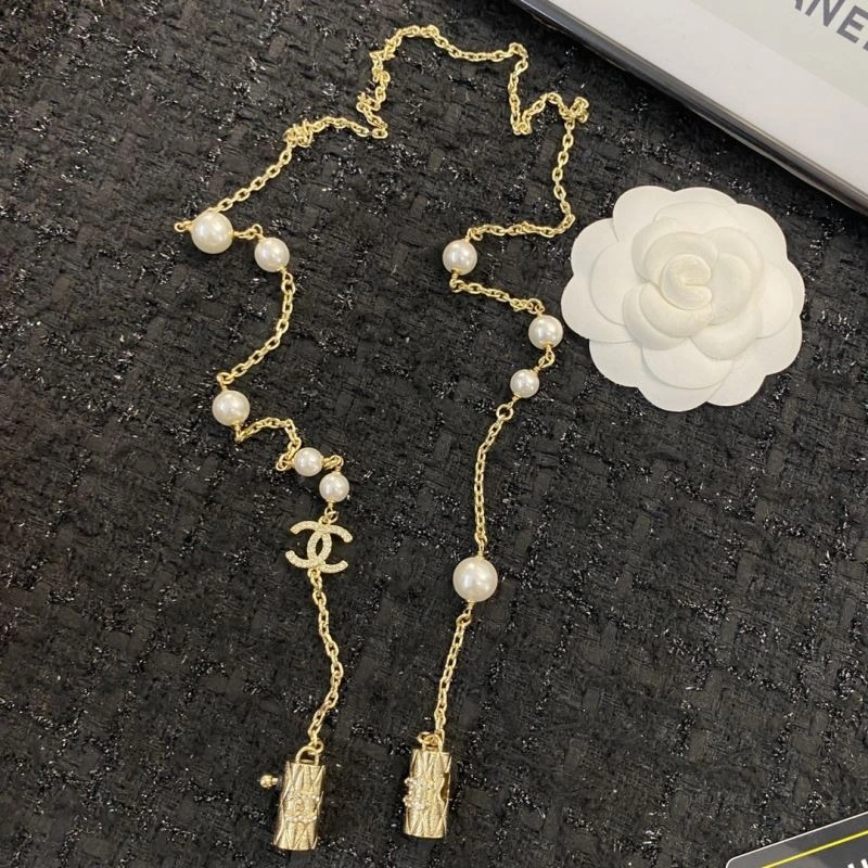 Original Chanel Necklaces