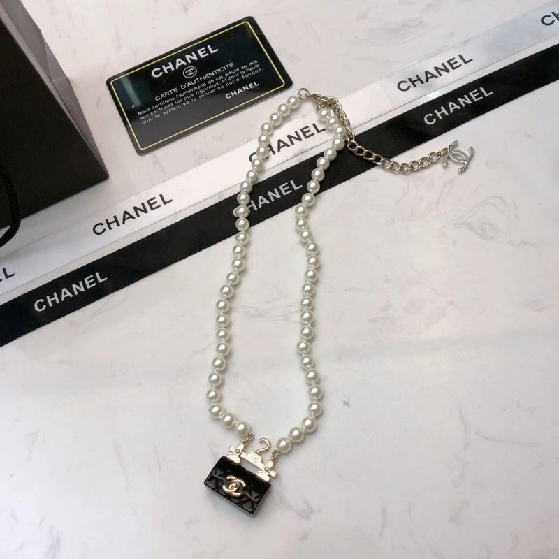 Cut-rate Chanel Necklaces