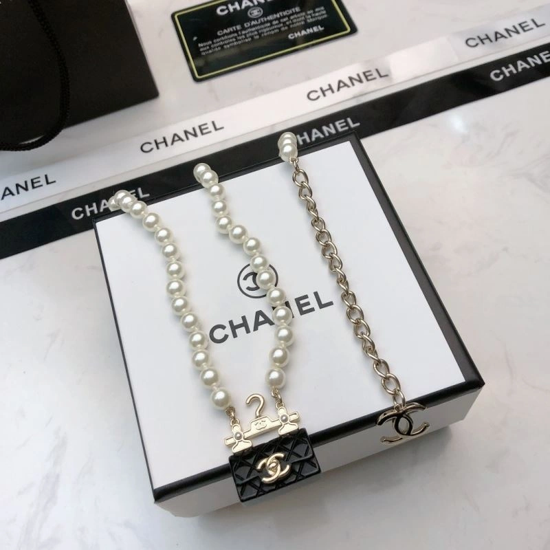Cut-rate Chanel Necklaces