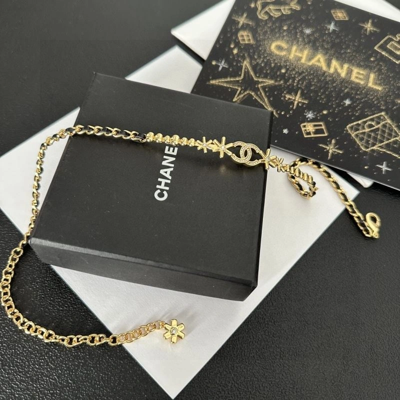 Bargain Chanel Necklaces
