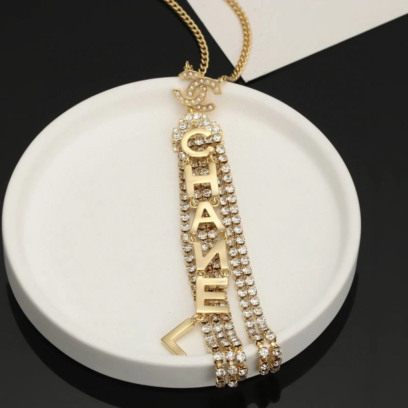 Bargain Chanel Necklaces