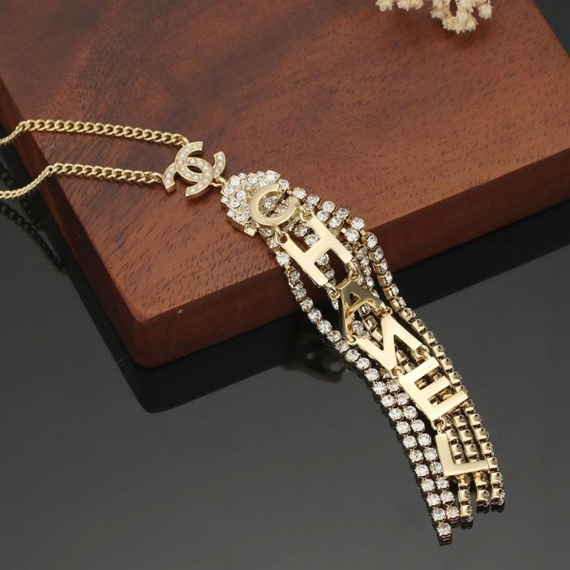 Bargain Chanel Necklaces