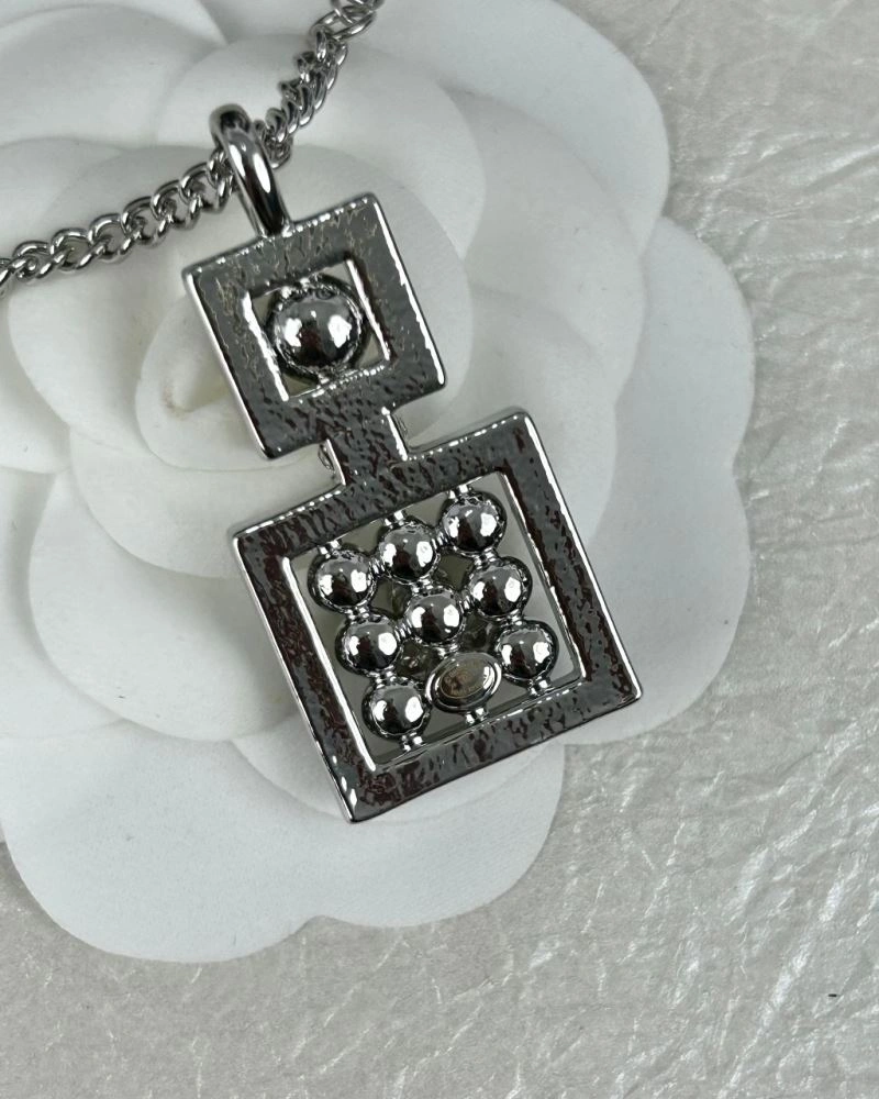 Factory-made Chanel Necklaces