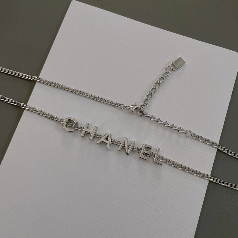 Top match Chanel Necklaces