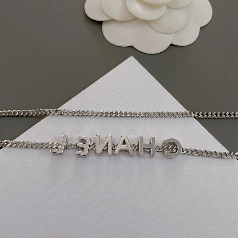 Top match Chanel Necklaces