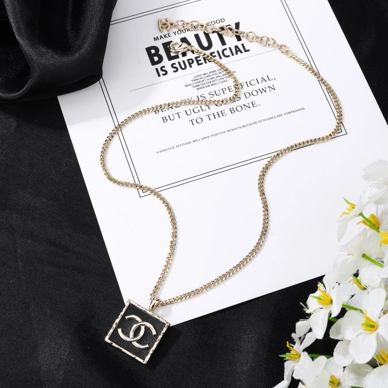 Precise copy Chanel Necklaces